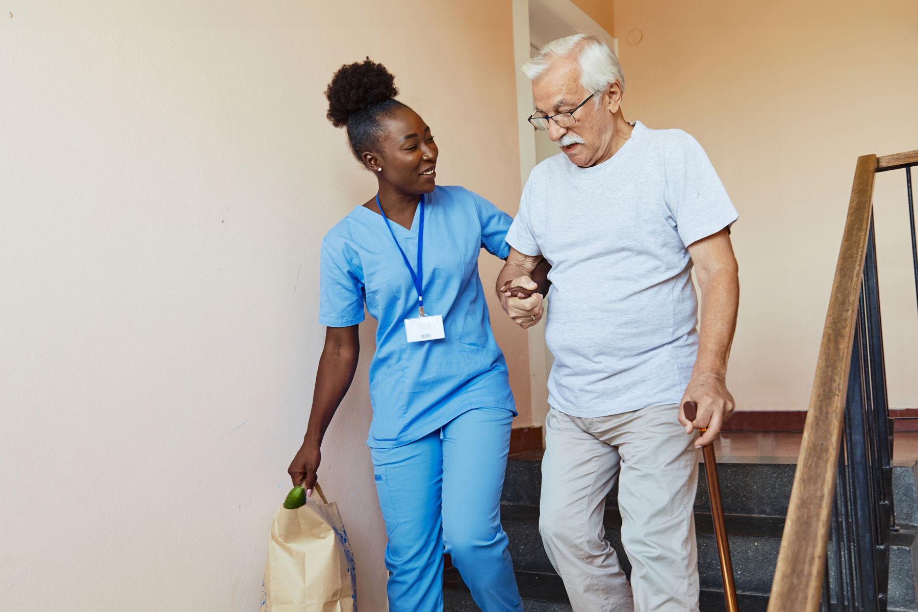 How to Choose the Right Personal Assistant for Senior Care | TX